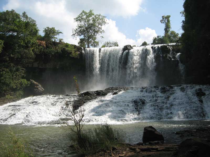 Chrey Thom Waterfall | Passion Indochina Travel
